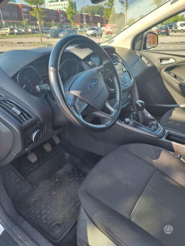 Balts Ford Focus 2015 Klaipėda, ar dzinēja tilpumu 1.60 L un nobraukumu 161 tūkst. km par 4500 €, foto 6 vietnē AUTOMOTO.COM.LV
