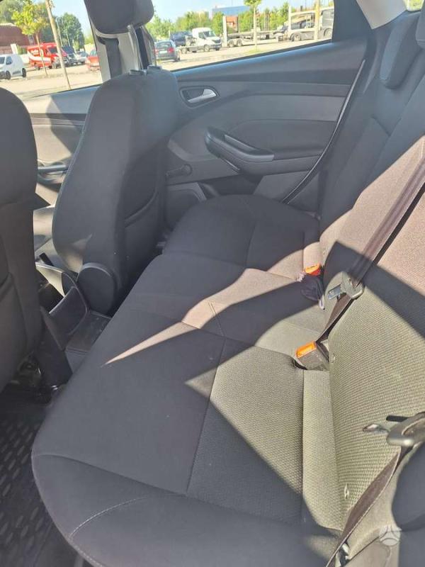 Balts Ford Focus 2015 Klaipėda, ar dzinēja tilpumu 1.60 L un nobraukumu 161 tūkst. km par 4500 €, foto 8 vietnē AUTOMOTO.COM.LV