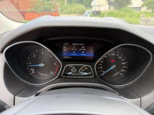 White Ford Focus 2015 in Kaunas, with an engine capacity of 1.56 L and mileage of 197 thousand km for 3999 €, photo 15 on AUTOMOTO.COM.LV