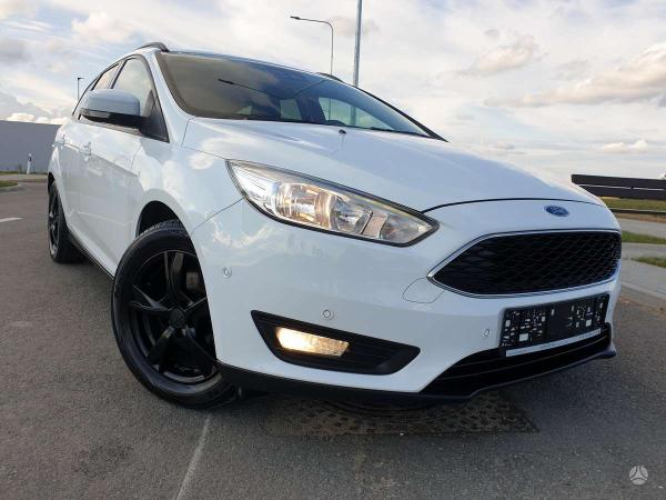 Balts Ford Focus 2015 Marijampole, ar dzinēja tilpumu 1.00 L un nobraukumu 122 tūkst. km par 5250 €, foto 5 vietnē AUTOMOTO.COM.LV