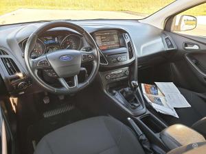 Balts Ford Focus 2015 Marijampole, ar dzinēja tilpumu 1.00 L un nobraukumu 122 tūkst. km par 5250 €, foto 23 vietnē AUTOMOTO.COM.LV
