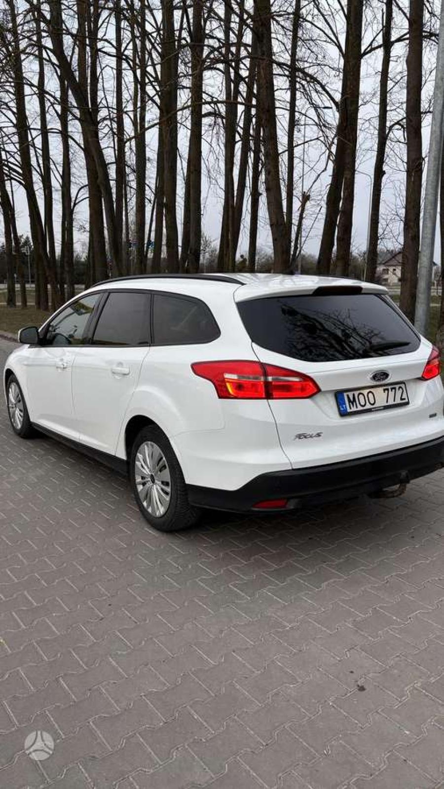 Balts Ford Focus 2015 Kauņa, ar dzinēja tilpumu 1.00 L un nobraukumu 155 tūkst. km par 4000 €, foto 4 vietnē AUTOMOTO.COM.LV