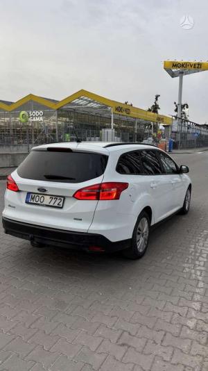 Balts Ford Focus 2015 Kauņa, ar dzinēja tilpumu 1.00 L un nobraukumu 155 tūkst. km par 4000 €, foto 6 vietnē AUTOMOTO.COM.LV