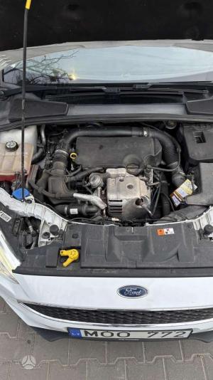 Balts Ford Focus 2015 Kauņa, ar dzinēja tilpumu 1.00 L un nobraukumu 155 tūkst. km par 4000 €, foto 9 vietnē AUTOMOTO.COM.LV