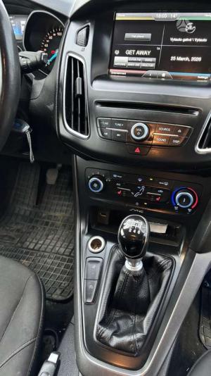 Balts Ford Focus 2015 Kauņa, ar dzinēja tilpumu 1.00 L un nobraukumu 155 tūkst. km par 4000 €, foto 14 vietnē AUTOMOTO.COM.LV