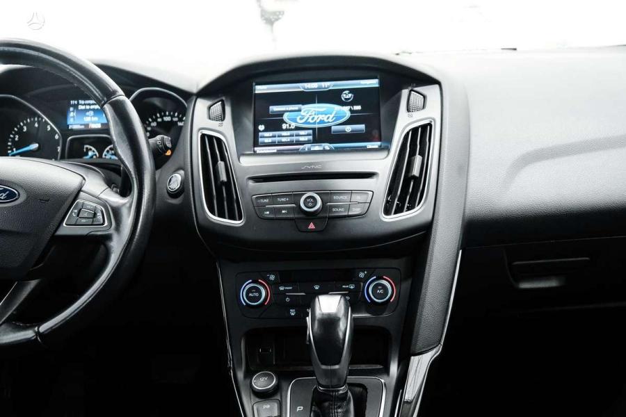 White Ford Focus 2015 in Kaunas, with an engine capacity of 1.50 L and mileage of 214 thousand km for 6300 €, photo 9 on AUTOMOTO.COM.LV