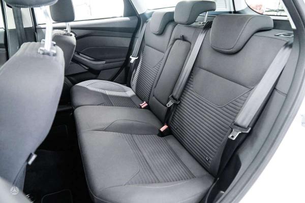 Balts Ford Focus 2015 Kauņa, ar dzinēja tilpumu 1.50 L un nobraukumu 214 tūkst. km par 6300 €, foto 11 vietnē AUTOMOTO.COM.LV