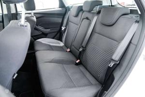 White Ford Focus 2015 in Kaunas, with an engine capacity of 1.50 L and mileage of 214 thousand km for 6300 €, photo 11 on AUTOMOTO.COM.LV