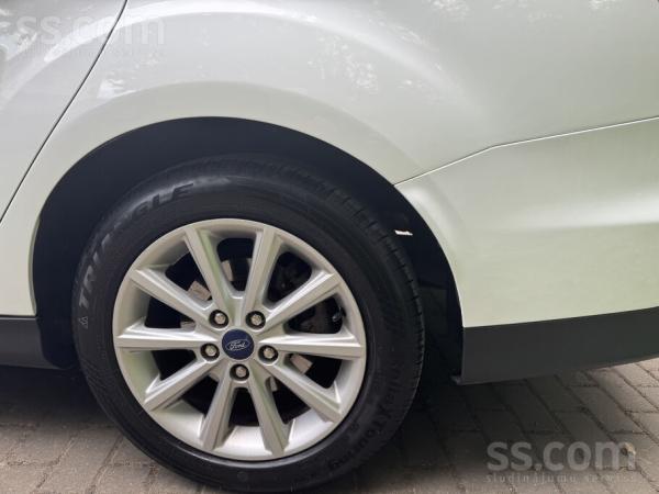 Balts Ford Focus 2016 Rīga, ar dzinēja tilpumu 1.50 L un nobraukumu 280 tūkst. km par 6600 €, foto 6 vietnē AUTOMOTO.COM.LV