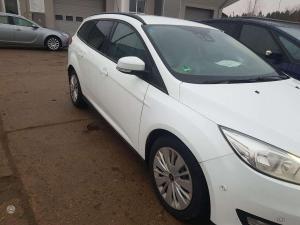 Balts Ford Focus 2016 Utena, ar dzinēja tilpumu 2.00 L un nobraukumu 273 tūkst. km par 3850 €, foto 3 vietnē AUTOMOTO.COM.LV