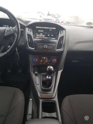 Balts Ford Focus 2016 Utena, ar dzinēja tilpumu 2.00 L un nobraukumu 273 tūkst. km par 3850 €, foto 10 vietnē AUTOMOTO.COM.LV