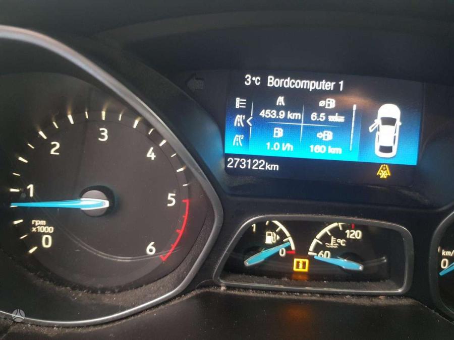 Balts Ford Focus 2016 Utena, ar dzinēja tilpumu 2.00 L un nobraukumu 273 tūkst. km par 3850 €, foto 11 vietnē AUTOMOTO.COM.LV