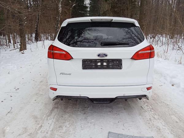 Balts Ford Focus 2016 Kauņa, ar dzinēja tilpumu 1.50 L un nobraukumu 215 tūkst. km par 5700 €, foto 4 vietnē AUTOMOTO.COM.LV