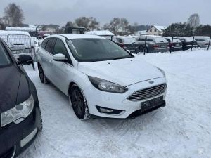 White Ford Focus 2016 in Vilnius, with an engine capacity of 1.00 L and mileage of 309 thousand km for 2950 €, photo 3 on AUTOMOTO.COM.LV