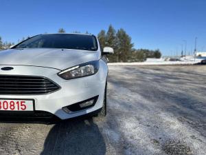 White Ford Focus 2016 in Vilnius, with an engine capacity of 1.00 L and mileage of 309 thousand km for 2750 €, photo 3 on AUTOMOTO.COM.LV