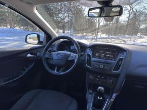 White Ford Focus 2016 in Vilnius, with an engine capacity of 1.00 L and mileage of 309 thousand km for 2750 €, photo 11 on AUTOMOTO.COM.LV