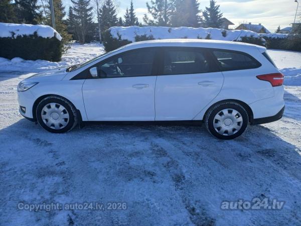 White Ford Focus 2016 in Tallinn, with an engine capacity of 1.00 L and mileage of 144 thousand km for 5999 €, photo 2 on AUTOMOTO.COM.LV