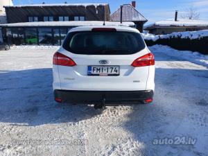 Balts Ford Focus 2016 Tallina, ar dzinēja tilpumu 1.00 L un nobraukumu 144 tūkst. km par 5999 €, foto 4 vietnē AUTOMOTO.COM.LV