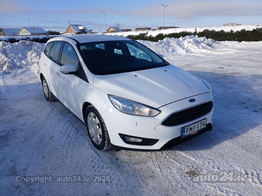 Balts Ford Focus 2016 Tallina, ar dzinēja tilpumu 1.00 L un nobraukumu 144 tūkst. km par 5999 €, foto 6 vietnē AUTOMOTO.COM.LV