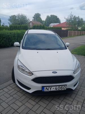 White Ford Focus 2016 in Riga, with an engine capacity of 1.00 L and mileage of 198 thousand km for 4700 €, photo  on AUTOMOTO.COM.LV