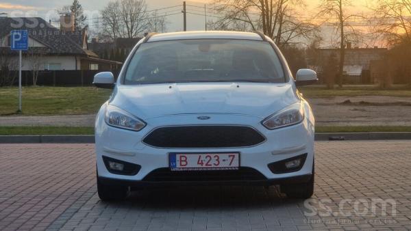 White Ford Focus 2016 in Jelgava, with an engine capacity of 1.50 L and mileage of 127 thousand km for 5450 €, photo 5 on AUTOMOTO.COM.LV