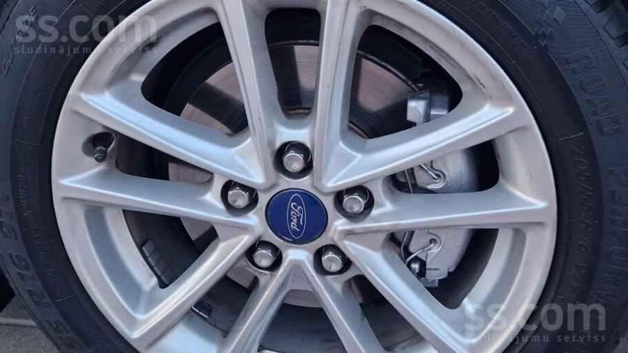 Balts Ford Focus 2016 Jelgava, ar dzinēja tilpumu 1.50 L un nobraukumu 127 tūkst. km par 5450 €, foto 26 vietnē AUTOMOTO.COM.LV