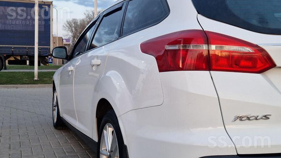 Balts Ford Focus 2016 Jelgava, ar dzinēja tilpumu 1.50 L un nobraukumu 127 tūkst. km par 5450 €, foto 29 vietnē AUTOMOTO.COM.LV
