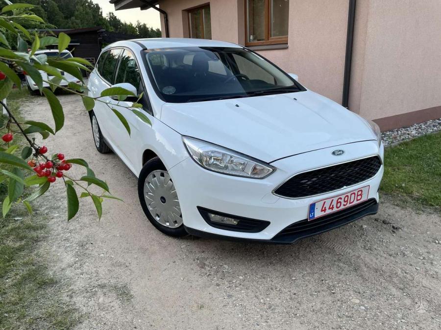 Balts Ford Focus 2016 Šakiai, ar dzinēja tilpumu 1.50 L un nobraukumu 276 tūkst. km par 3490 €, foto 6 vietnē AUTOMOTO.COM.LV