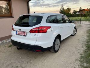 Balts Ford Focus 2016 Šakiai, ar dzinēja tilpumu 1.50 L un nobraukumu 276 tūkst. km par 3490 €, foto 7 vietnē AUTOMOTO.COM.LV