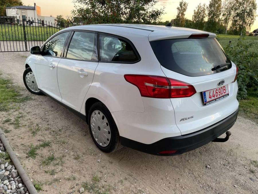 Balts Ford Focus 2016 Šakiai, ar dzinēja tilpumu 1.50 L un nobraukumu 276 tūkst. km par 3490 €, foto 10 vietnē AUTOMOTO.COM.LV