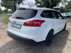 White Ford Focus 2016 in Riga, with an engine capacity of 1.50 L and mileage of 280 thousand km for 4890 €, photo 6 on AUTOMOTO.COM.LV