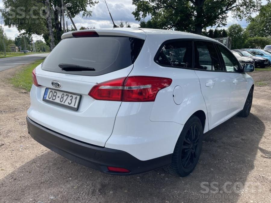 White Ford Focus 2016 in Riga, with an engine capacity of 1.50 L and mileage of 280 thousand km for 4890 €, photo 6 on AUTOMOTO.COM.LV