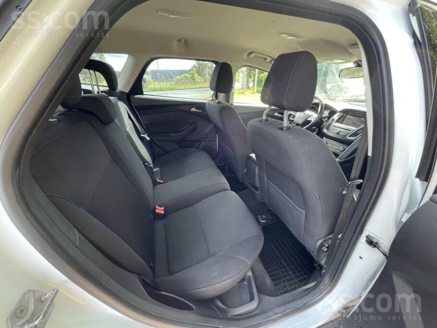 White Ford Focus 2016 in Riga, with an engine capacity of 1.50 L and mileage of 280 thousand km for 4890 €, photo 16 on AUTOMOTO.COM.LV