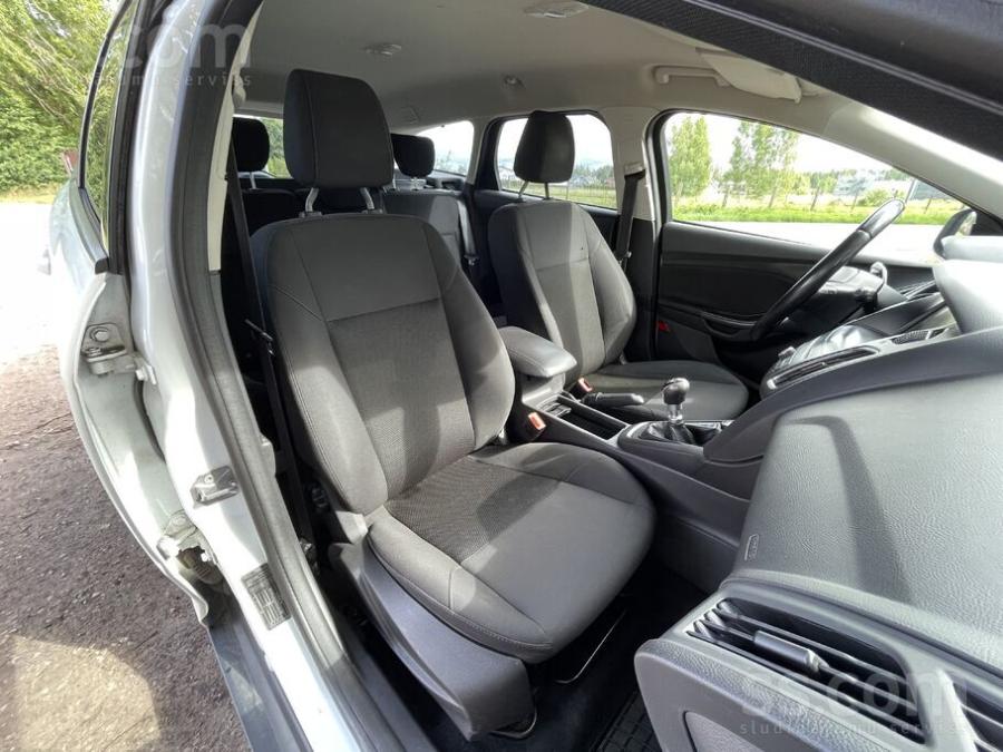 White Ford Focus 2016 in Riga, with an engine capacity of 1.50 L and mileage of 280 thousand km for 4890 €, photo 18 on AUTOMOTO.COM.LV