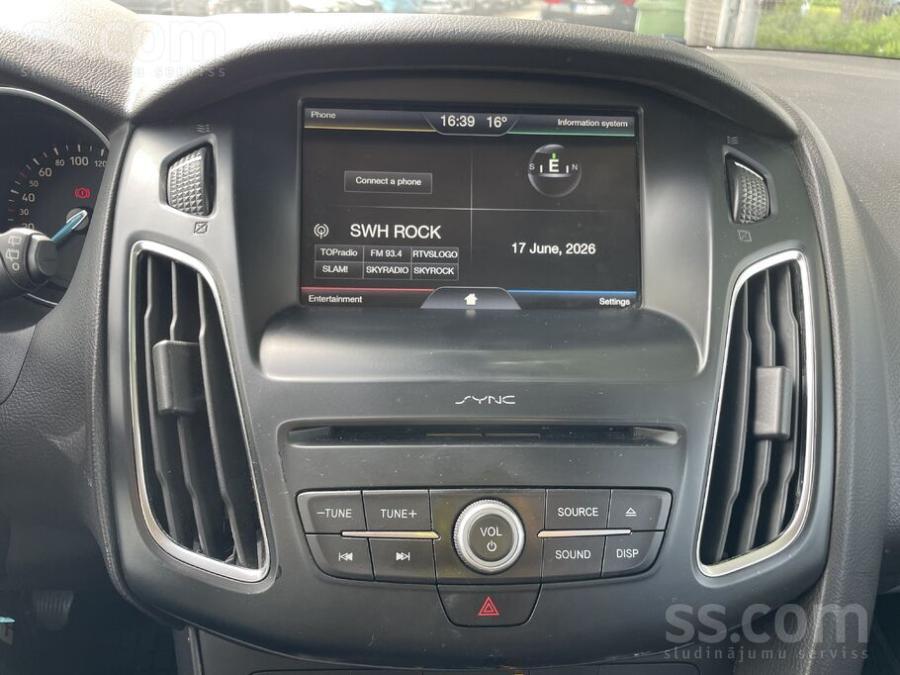 White Ford Focus 2016 in Riga, with an engine capacity of 1.50 L and mileage of 280 thousand km for 4890 €, photo 25 on AUTOMOTO.COM.LV