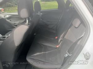 White Ford Focus 2016 in Tallinn, with an engine capacity of 1.50 L and mileage of 247 thousand km for 4554 €, photo 15 on AUTOMOTO.COM.LV
