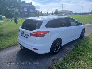 Balts Ford Focus 2016 Tallina, ar dzinēja tilpumu 1.50 L un nobraukumu 247 tūkst. km par 4444 €, foto 7 vietnē AUTOMOTO.COM.LV