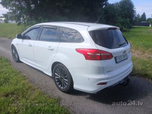 Balts Ford Focus 2016 Tallina, ar dzinēja tilpumu 1.50 L un nobraukumu 247 tūkst. km par 4444 €, foto 9 vietnē AUTOMOTO.COM.LV