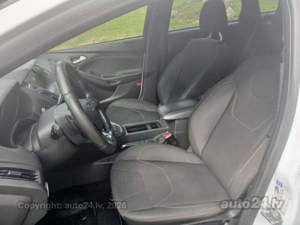 Balts Ford Focus 2016 Tallina, ar dzinēja tilpumu 1.50 L un nobraukumu 247 tūkst. km par 4444 €, foto 10 vietnē AUTOMOTO.COM.LV