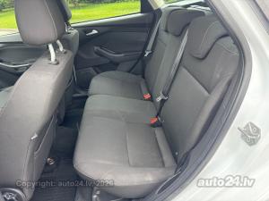 White Ford Focus 2016 in Tallinn, with an engine capacity of 1.50 L and mileage of 312 thousand km for 4490 €, photo 9 on AUTOMOTO.COM.LV