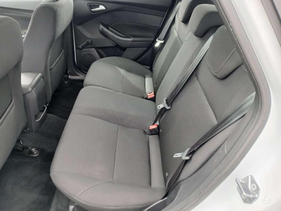 White Ford Focus 2016 in Utena, with an engine capacity of 1.50 L and mileage of 250 thousand km for 4200 €, photo 7 on AUTOMOTO.COM.LV