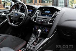White Ford Focus 2016 in Riga, with an engine capacity of 1.50 L and mileage of 0 thousand km for 5890 €, photo 19 on AUTOMOTO.COM.LV