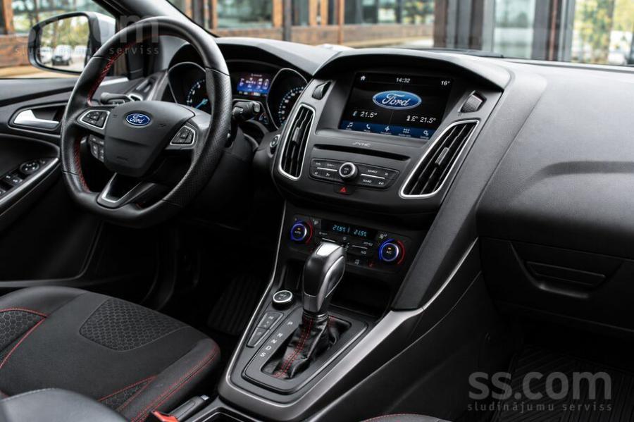 White Ford Focus 2016 in Riga, with an engine capacity of 1.50 L and mileage of 0 thousand km for 5890 €, photo 19 on AUTOMOTO.COM.LV