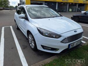 White Ford Focus 2017 in Riga, with an engine capacity of 1.50 L and mileage of 362 thousand km for 4600 €, photo 3 on AUTOMOTO.COM.LV