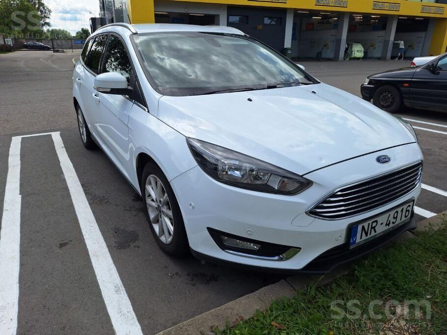 White Ford Focus 2017 in Riga, with an engine capacity of 1.50 L and mileage of 362 thousand km for 4600 €, photo 3 on AUTOMOTO.COM.LV