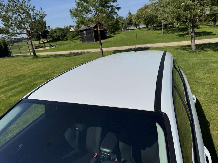 White Ford Focus 2017 in Vilnius, with an engine capacity of 1.50 L and mileage of 227 thousand km for 4900 €, photo 16 on AUTOMOTO.COM.LV