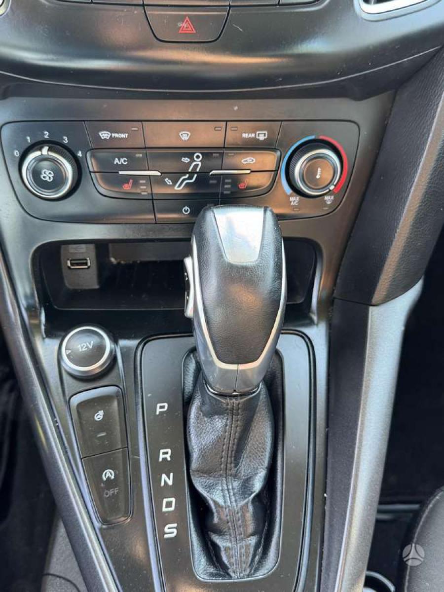 White Ford Focus 2017 in Vilnius, with an engine capacity of 1.50 L and mileage of 227 thousand km for 4900 €, photo 19 on AUTOMOTO.COM.LV
