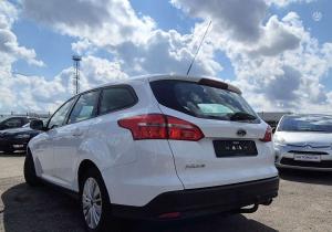 White Ford Focus 2017 in Kaunas, with an engine capacity of 2.00 L and mileage of 210 thousand km for 4950 €, photo 3 on AUTOMOTO.COM.LV