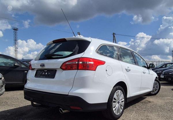 Balts Ford Focus 2017 Kauņa, ar dzinēja tilpumu 2.00 L un nobraukumu 210 tūkst. km par 4950 €, foto 3 vietnē AUTOMOTO.COM.LV