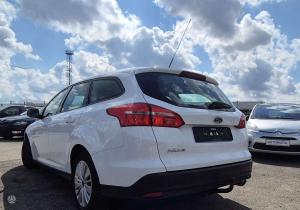 White Ford Focus 2017 in Kaunas, with an engine capacity of 2.00 L and mileage of 210 thousand km for 4950 €, photo 3 on AUTOMOTO.COM.LV